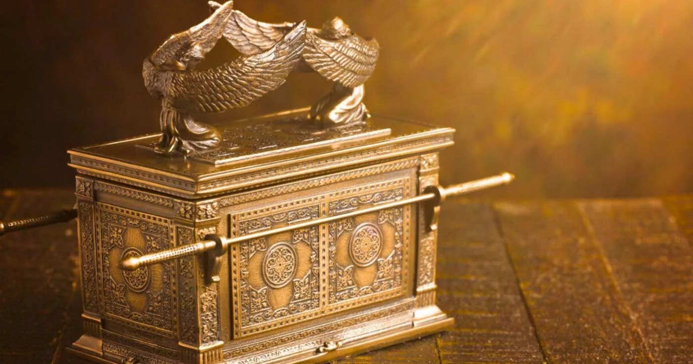 Dosare CIA desecretizate sugerează că Chivotul Legământului ar fi fost ...